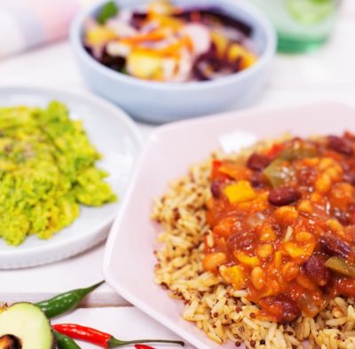 Three Bean Chilli Non Carne - Gordon Rhodes V and Easy vegan sauce